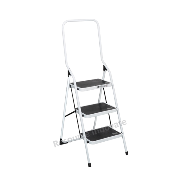 STEP LADDER - 3 STEPS | RESOURCE INNOVATE PTE LTD